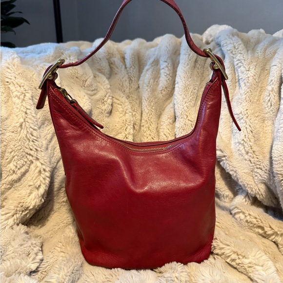 Coach | Bags | Vintage Coach Red Legacy Glove Tanned Leather Shoulder ...